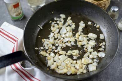 5 Steps to Making a Red Wine Reduction Sauce: Master the Art in Minutes ...